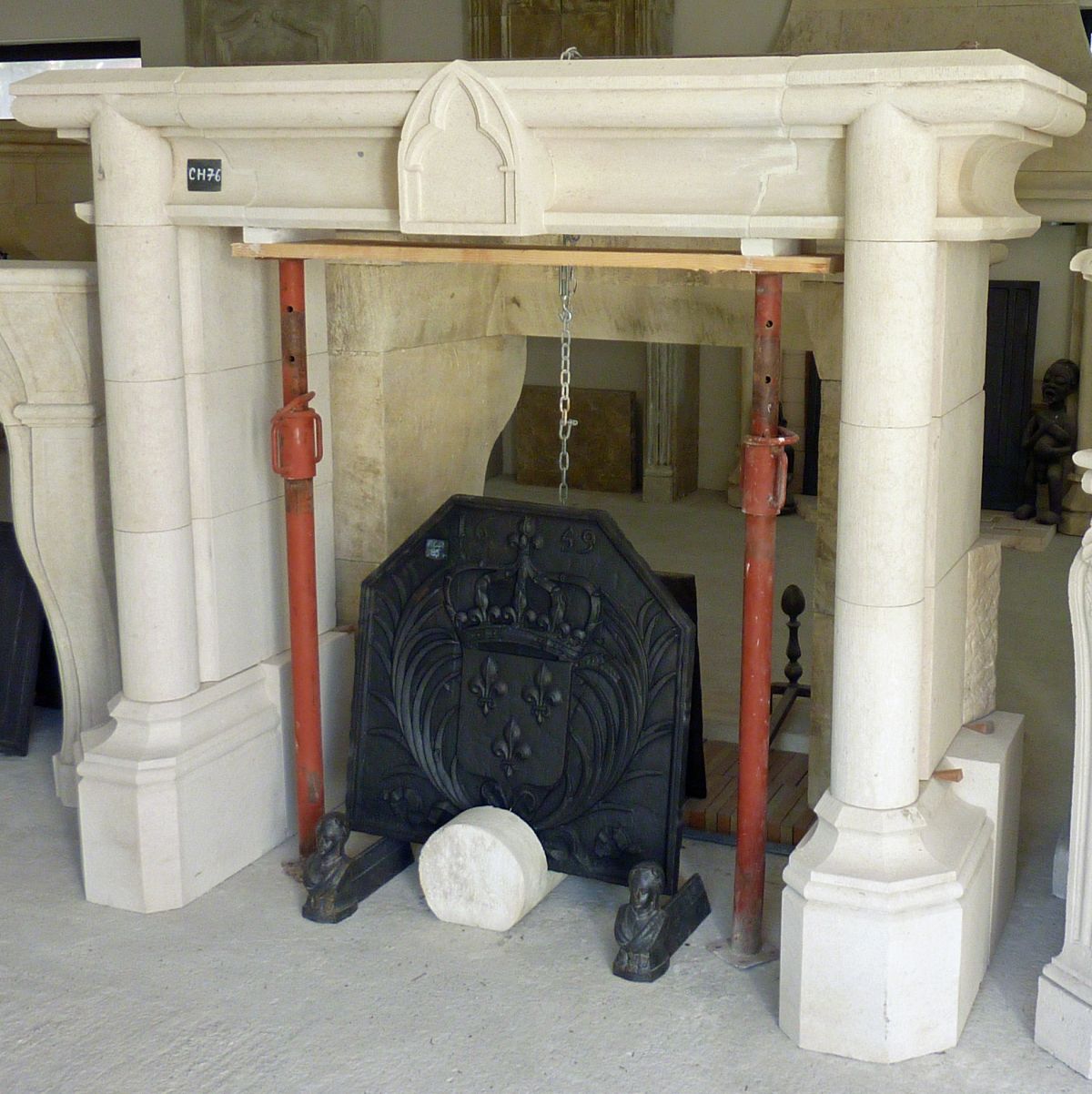 Classic neo-gothic fireplace carved in French limestone - Provence
