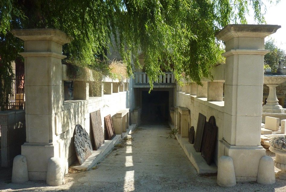 Stone Pillars | Stone Columns | Stone Gateposts | Customised Pillars