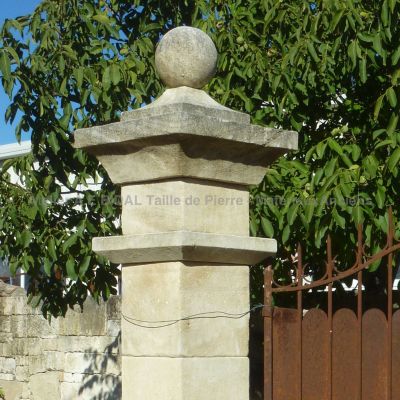 Paire de piliers en pierre | Confection sur mesure de pilier en pierre